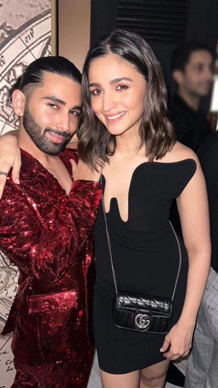 दीपिका से लेकर कैटरीना तक..orry ने इन हसीनाओं के साथ दिया पोज