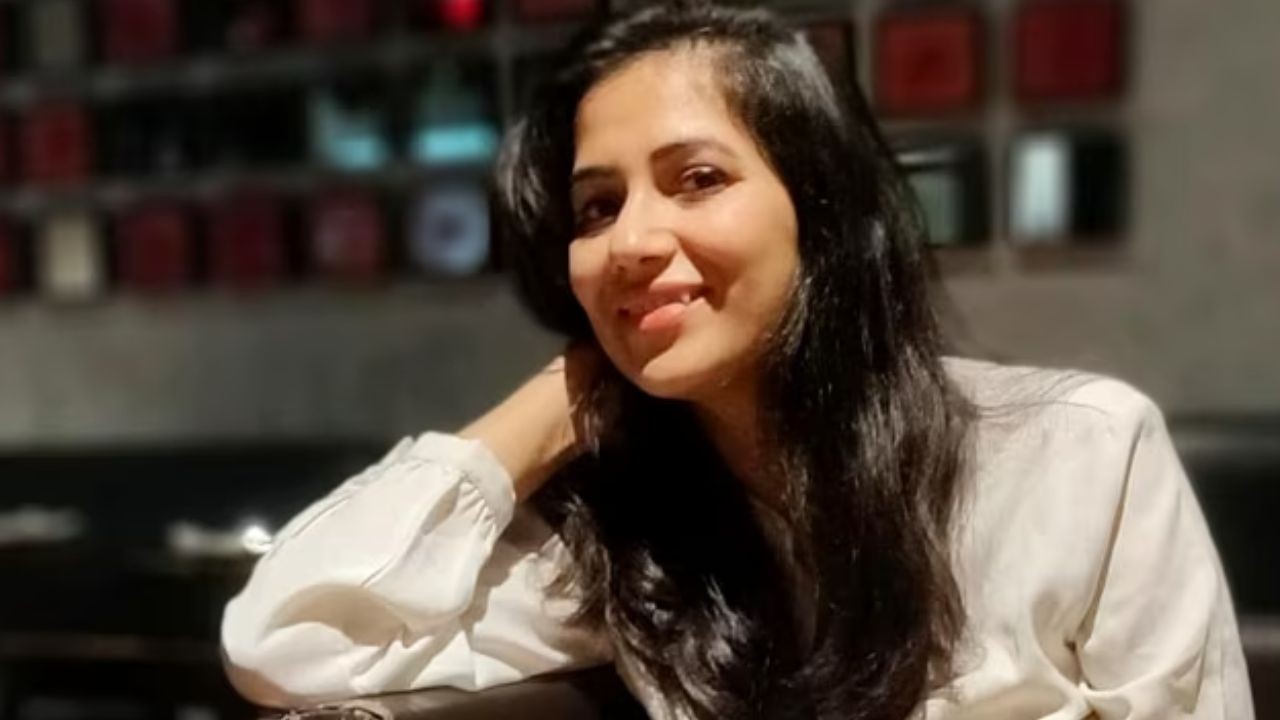 डिप्रेशन से मुकाबला कर पहले अटेम्प्ट में क्रैक किया UPSC, इंस्पायर कर ...