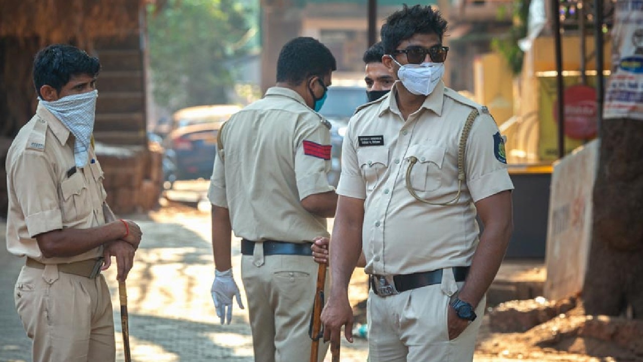 डाउनपेमेंट दो, फिर EMI भरो, CBI ने बताया कैसे रिश्वत लेते हैं दिल्ली पुलिस के लोग | CBI reveals ...