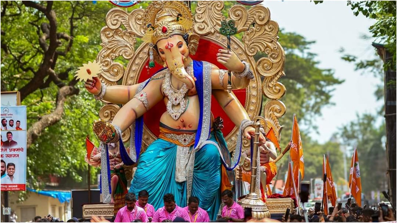 गणेश उत्सव मनाने को तैयार मुंबई, चप्पे-चप्पे पर रहेगी पुलिस की नजर ...